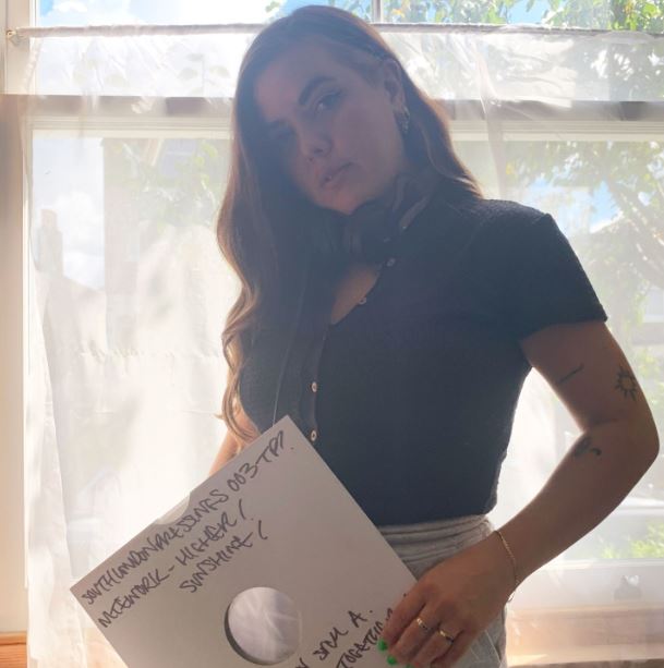 Discovering DJ Ell Murphy and her EP - We Are Beyond Noise